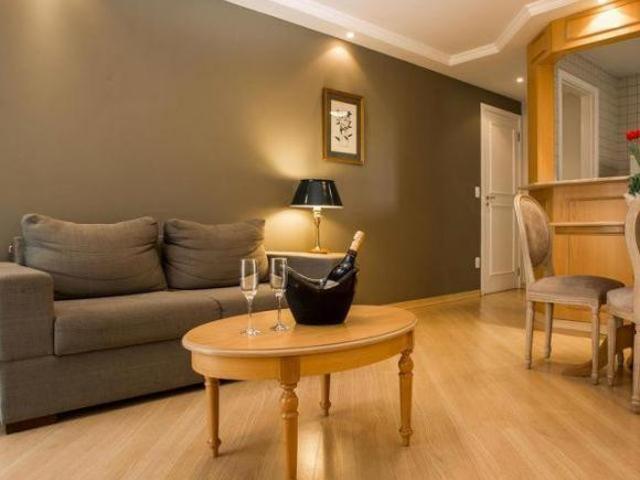 Rarus Flats Apartamento para venda em Moema Edifício La Maison D&apos Stan