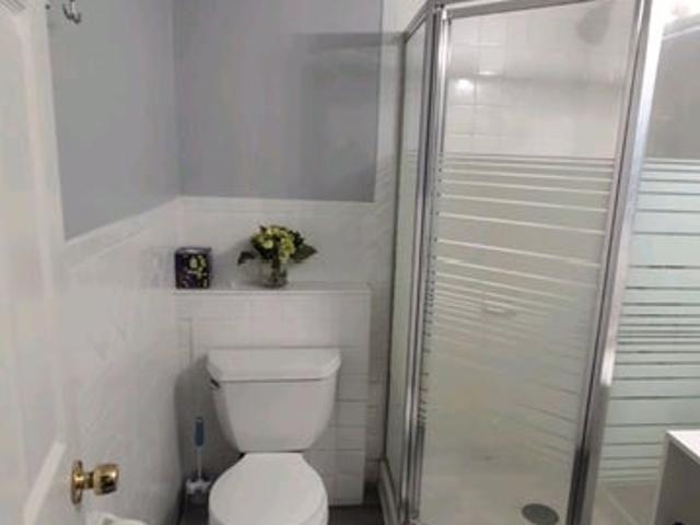 ​Rare Find: 2 Premium NYC Commuter Rooms Available