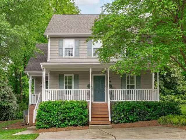 Rare! Walk/Bike to Rex UNC hospital 3 Bedroom 2.5 Bathroom H.