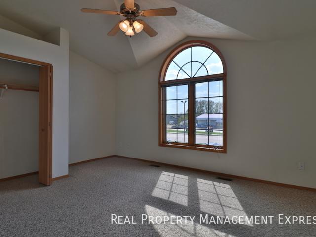 Rare 1 Bedroom 1 Bathroom Apartment in Tea!