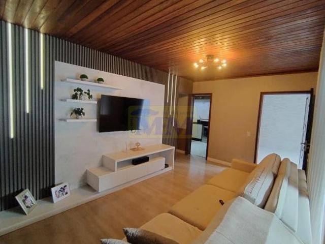 Raridade! Casa térrea com 3 quartos 1 suíte, e amplo terreno em Pinhais!