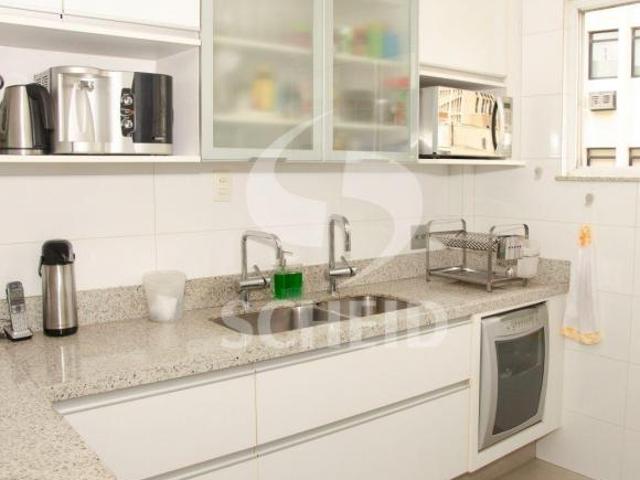 RARIDADE! DUPLEX REFORMADO EM HIGIENÓPOLIS!
