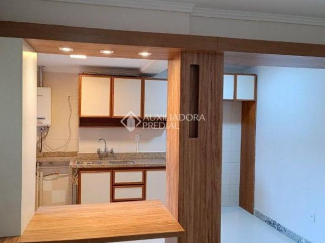 Raridade no bairro, 1 dormitório com garagem e elevador
