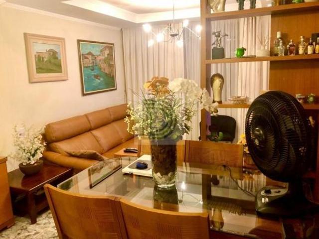 Raridade Sobrado com 3 suites Butantã