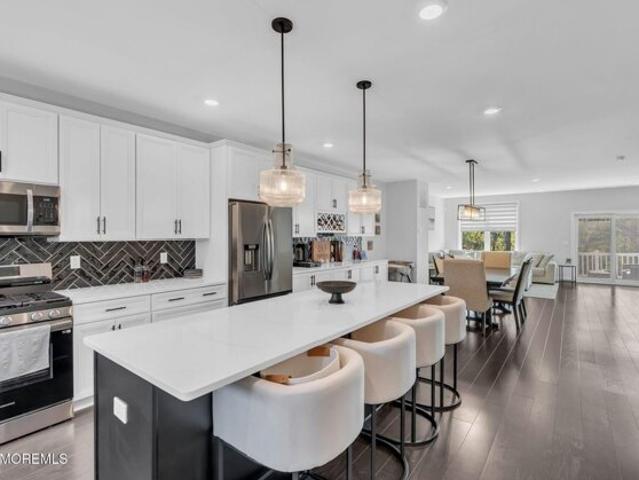 Raritan Cv, Keyport, Home For Sale