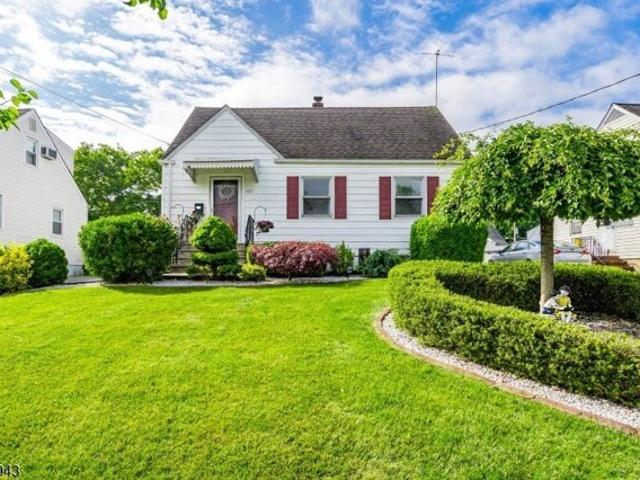 Raritan Rd, Clark, Home For Sale