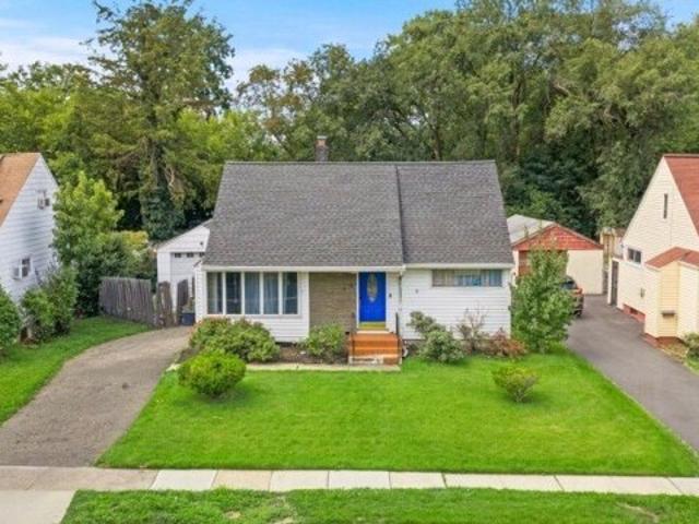 Raritan Rd, Roselle, Home For Sale