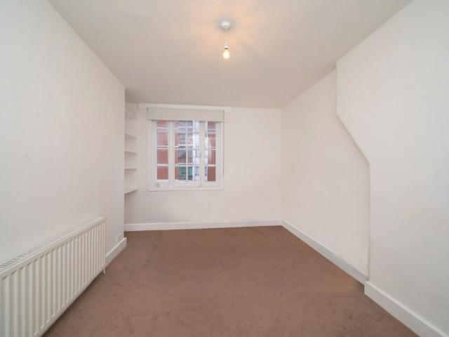 Rashleigh House, Thanet Street WC1H, 3 bed flat to rent, £3,400 pcm | PrimeLocation