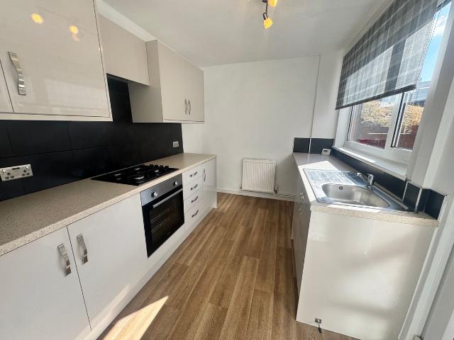 Ratcliffe Gate, Mansfield NG18, 2 bed property to rent, £850 pcm | PrimeLocation