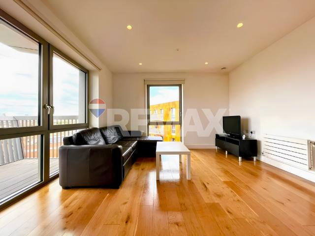 Rathbone Market, Canning Town. 2 bed flat to rent £2,350 pcm £542 pw