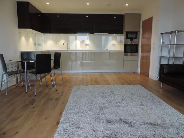 Rathbone Market, Aurelia Vermilion. 1 bed apartment to rent £1,750 pcm £404 pw