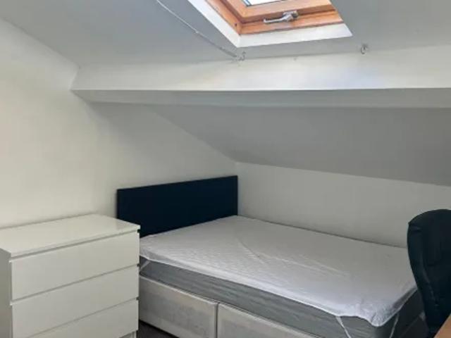 Rathbone Road, Liverpool, L15 4HY, United Kingdom | Room for rent #166630918 | Rentberry