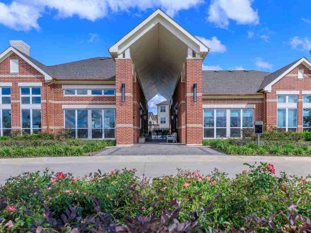 Ravella At Sienna Plantation 2 Bedroom Apartment for Rent at 5330 Sienna Pkwy, Missouri City, TX 77459