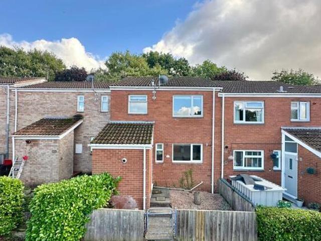 Raven Walk, 3 Bedroom Terraced