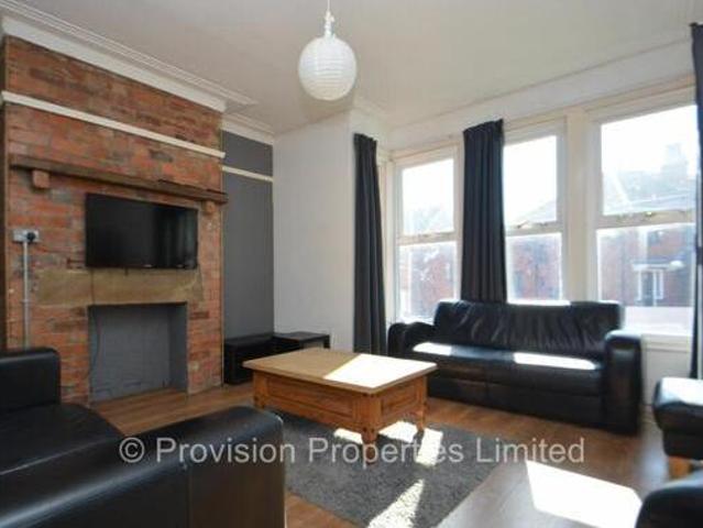 Raven Road, Hyde Park, 6 Bedroom End