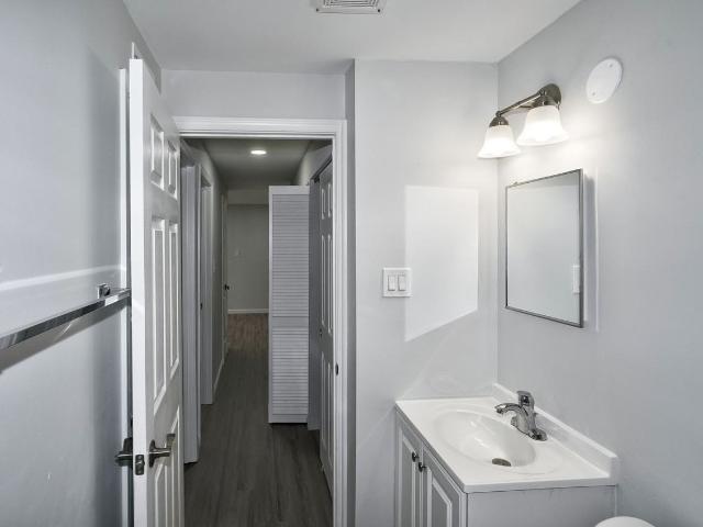 Raven Run Apartments 1 Bedroom Apartment for Rent at 6004 Amberwood Rd, Baltimore, MD 21206 Frankford