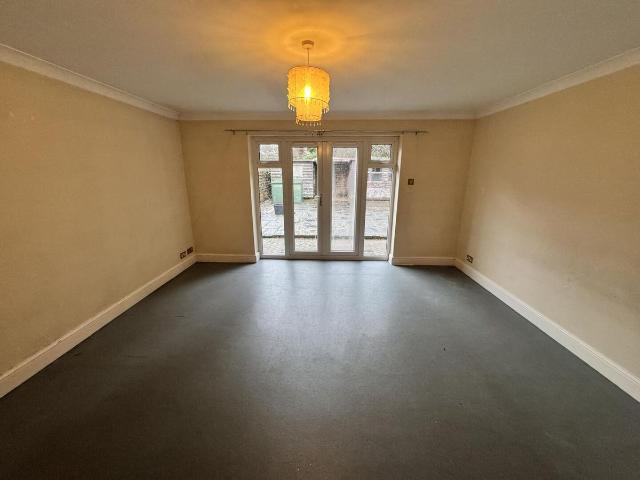 Ravenor Park Road, Greenford UB6, 3 bed property to rent, £2,300 pcm | PrimeLocation