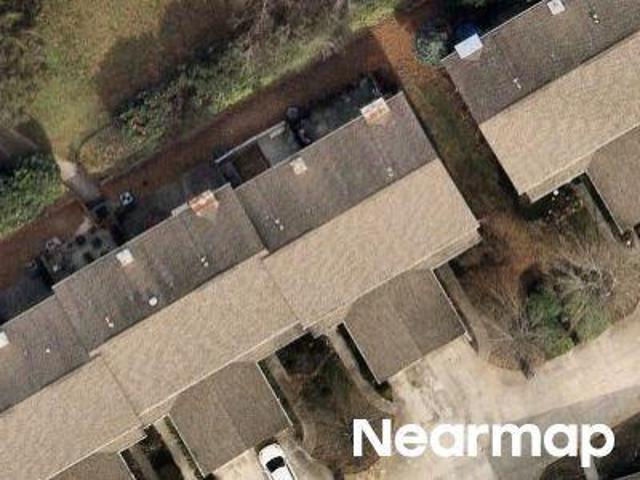 Ravenbrook Ln
