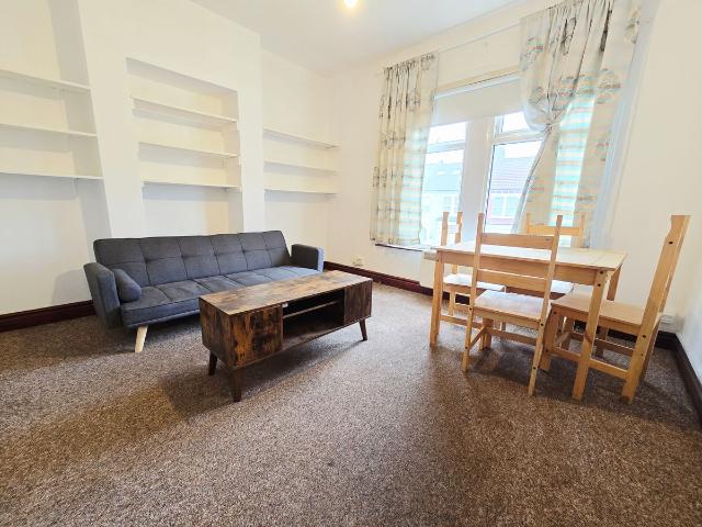 Ravenstone Road, Turnpike Lane N8, 1 bed flat to rent, £1,500 pcm | PrimeLocation