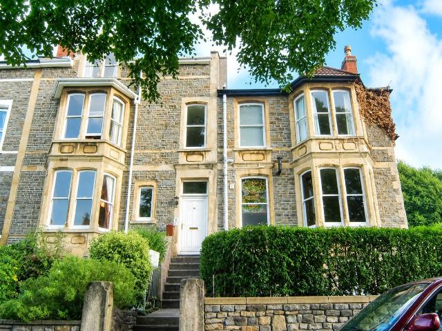 Ravenswood Road, Cotham, Bristol BS6, 2 bed flat to rent, £1,700 pcm | PrimeLocation