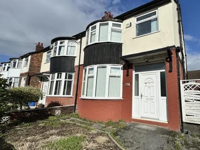 Ravenswood Road, Stretford, M32 0RT, United Kingdom | 3 bed duplex for rent #134709666 | Rentberry