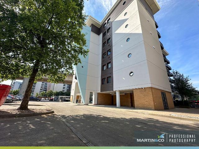Ravenswood, Victoria Wharf CF11, 2 bed penthouse to rent, £1,550 pcm | PrimeLocation