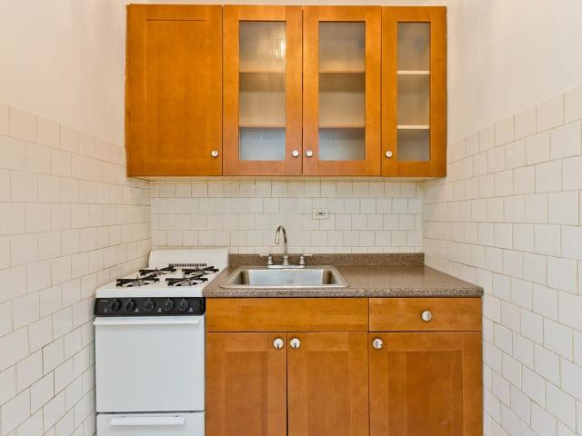 Ravenswood Vista Studio Apartment for Rent at 4440 N Wolcott Ave, Chicago, IL 60640 Lincoln Square