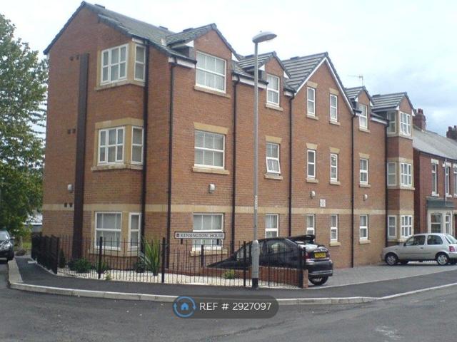 Ravensworth Terrace, Gateshead NE11, 2 bed flat to rent, £695 pcm | PrimeLocation