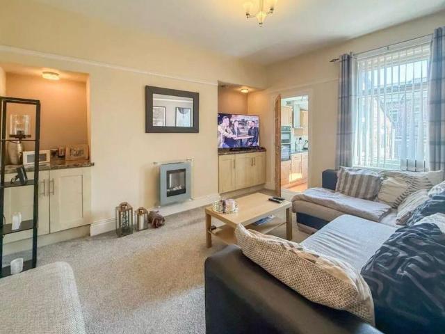 Ravensworth Road, Birtley, Chester Le Street DH3, Chester Le Street, 2 bed flat to rent, £695 pcm | PrimeLocation
