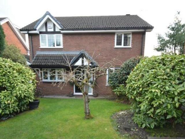 Ravens Close, Droylsden, 3 Bedroom Detached