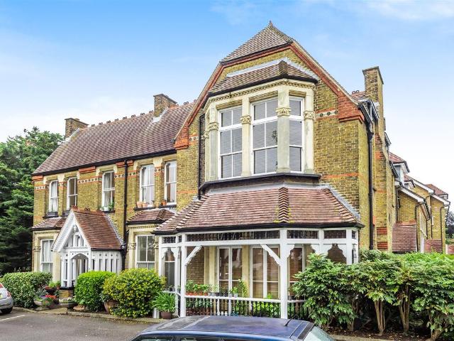 Ravens Close, Surbiton KT6, 1 bed flat to rent, £1,700 pcm | PrimeLocation