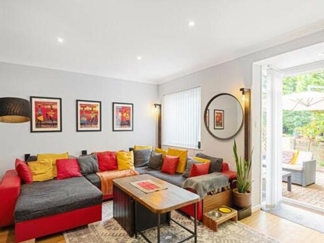 Ravens Wold, Kenley, 3 Bedroom Town