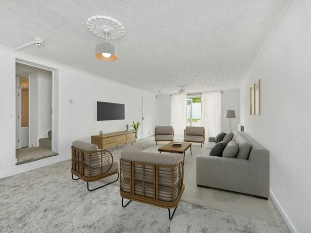 Ravensbourne Park Crescent, SE6, London