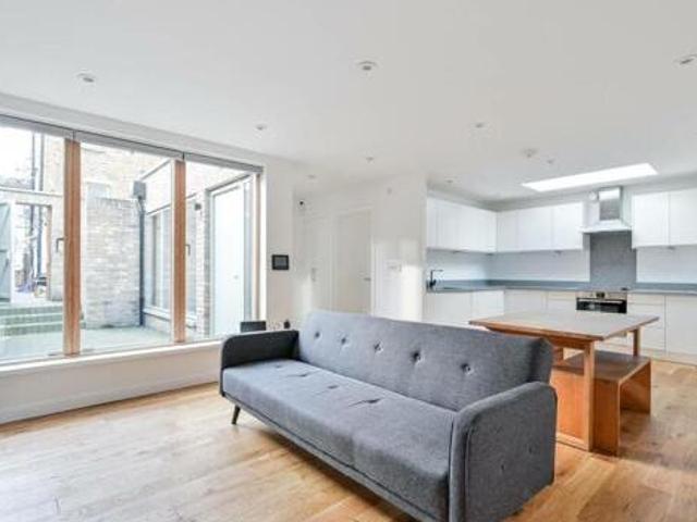 Ravensbourne Road, Catford, 1 Bedroom Detached