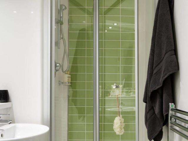 Ravenscourt House Studio Summer Sublet