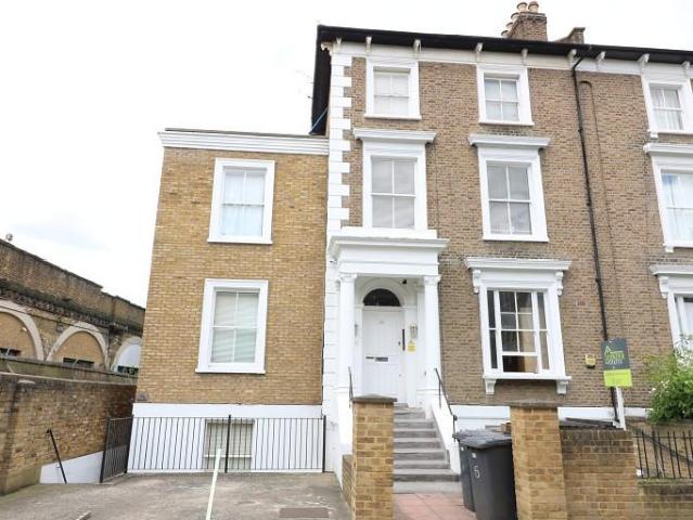 Ravenscourt Road, London, Ravenscourt. 1 bed flat to rent £1,700 pcm £392 pw