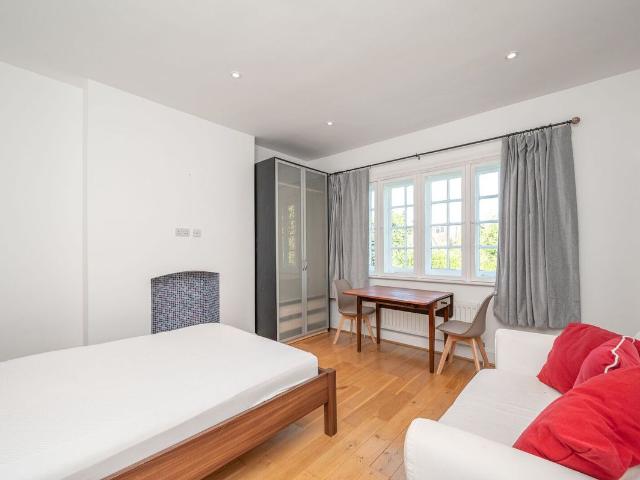 Ravenscroft Avenue, Golders Green, London NW11, Studio to rent, £1,650 pcm | PrimeLocation
