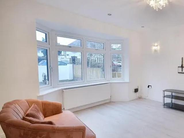 Ravenscroft Avenue, London, HA3 9UY, United Kingdom | 4 bed house for rent #140658533 | Rentberry