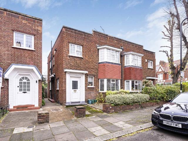 Ravenscroft Road, Chiswick W4, 2 bed flat to rent, £2,600 pcm | PrimeLocation