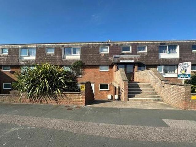 Ravenscroft, South Coast Road, 1 Bedroom Flat