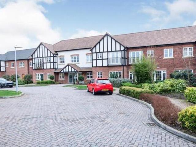 Ravenshaw Court, Four Ashes Road, 2 Bedroom Apartment