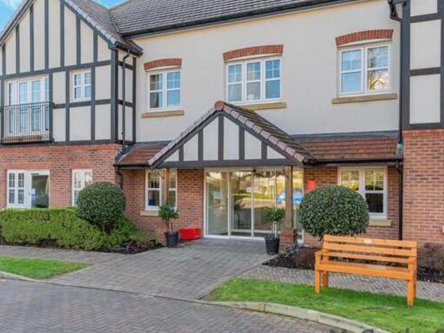 Ravenshaw Court, Four Ashes Road, 2 Bedroom Apartment