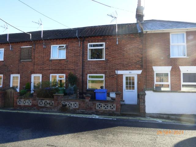 Ravensmere, Beccles NR34, 2 bed terraced house to rent, £895 pcm | PrimeLocation