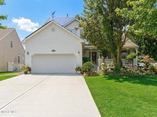 Ravenwood Ct, Bayville, Home For Sale