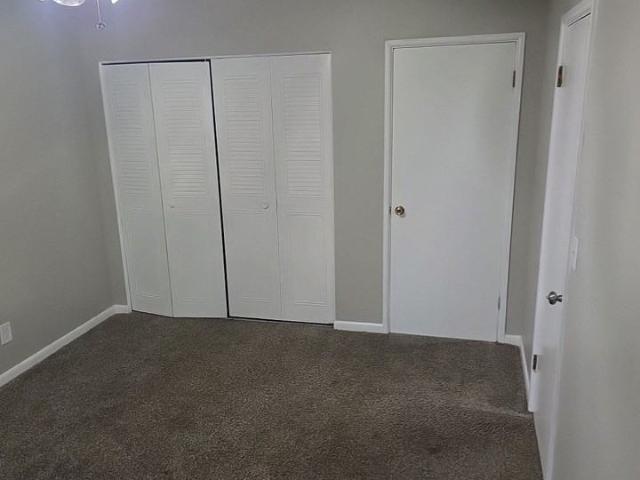 Ravenwood Gagel1601 103 1 Bedroom Apartment for Rent at 1601 Gagel Ave, Louisville, KY 40216 Cloverleaf