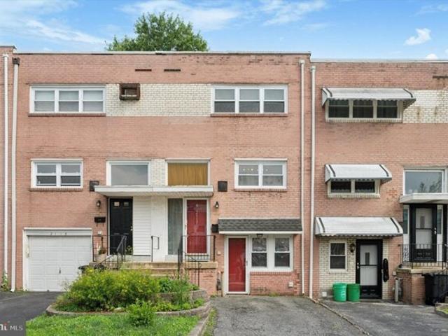 Ravenwood Dr, Folcroft, Home For Sale