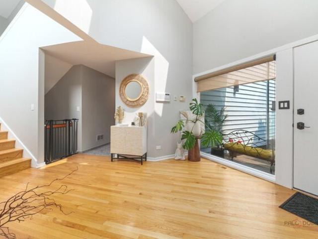 Ravine Ln, North Barrington, Home For Sale
