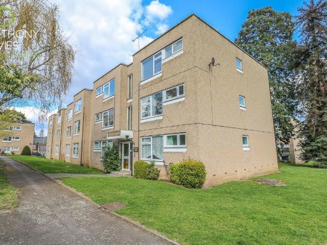 Rawdon Drive, Hoddesdon EN11, 2 bed flat to rent, £1,400 pcm | PrimeLocation