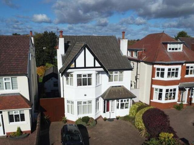 Rawlinson Road, Hesketh Park, 5 Bedroom Detached