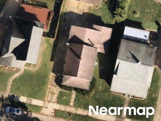 Ray Ave NW